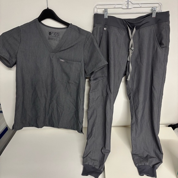 Figs | Tops | Figs Graphite Scrub Set Small Top Medium Bottoms | Poshmark